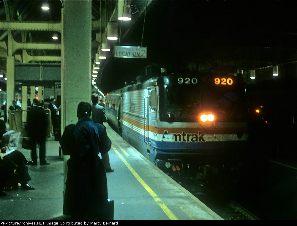 AMTK 920 With Metroliner 125